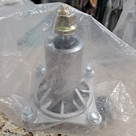 Unknown | Other | Spindle Mandrel Assembly Husqvarna Mower Deck Spindle ...